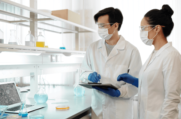 4 Tips for Organizing Your Lab to Create More Space | Lab Bench | OMNI ...