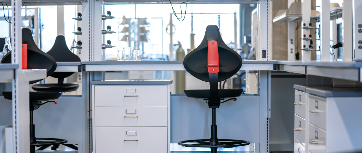 Helix Seating Series – OMNI Lab Solutions
